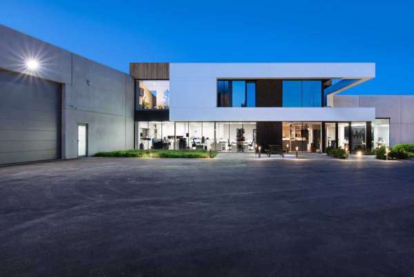 VITRUM bv Windows & Doors (RAMEN EN DEUREN) - Trustlocal